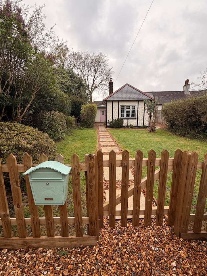A Little Cottage In The New Forest - Ringwood