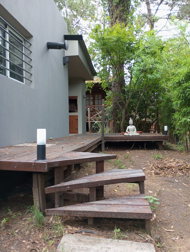 Casa En El Bosque - Villa Gesell