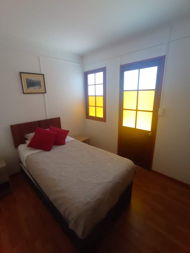 Habitación Cómoda Y Central - La Serena