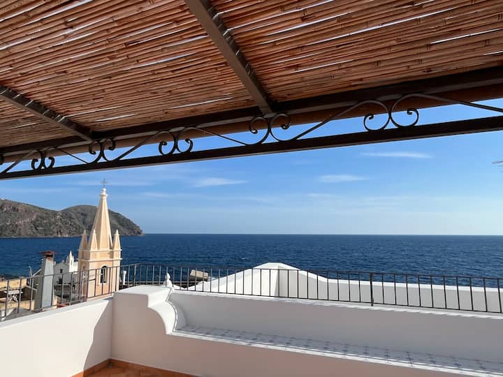 Casa Vacanze Pietra Menalda - Lipari