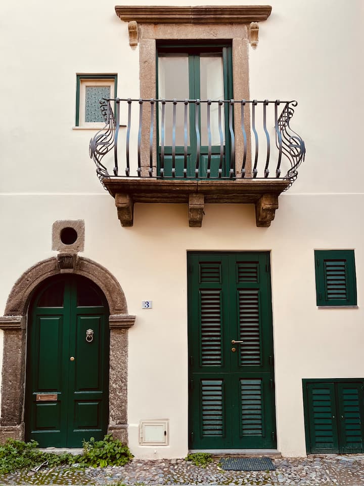 Casa Vacanze Pietra Longa - Lipari