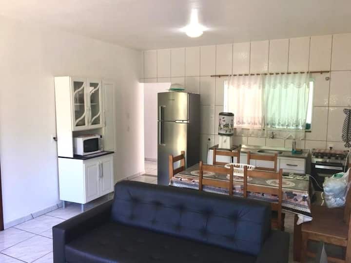 Casa Para 8 Pessoas E 3 Vagas - Florianópolis