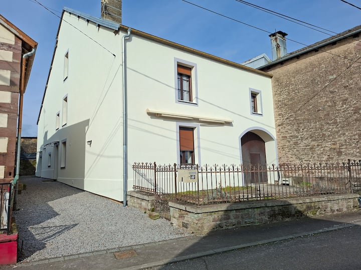Maison De Village à Deux Pas De Luxeuil Les Bains - Luxeuil-les-Bains