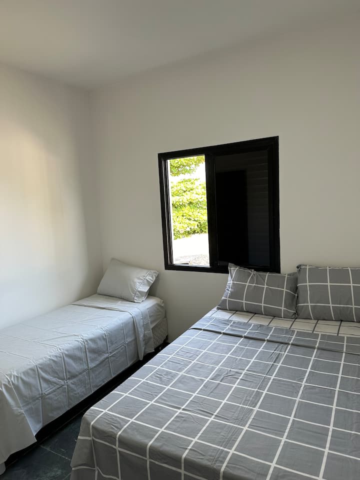 Aluga-se Apartamentos, Diárias! - Bertioga