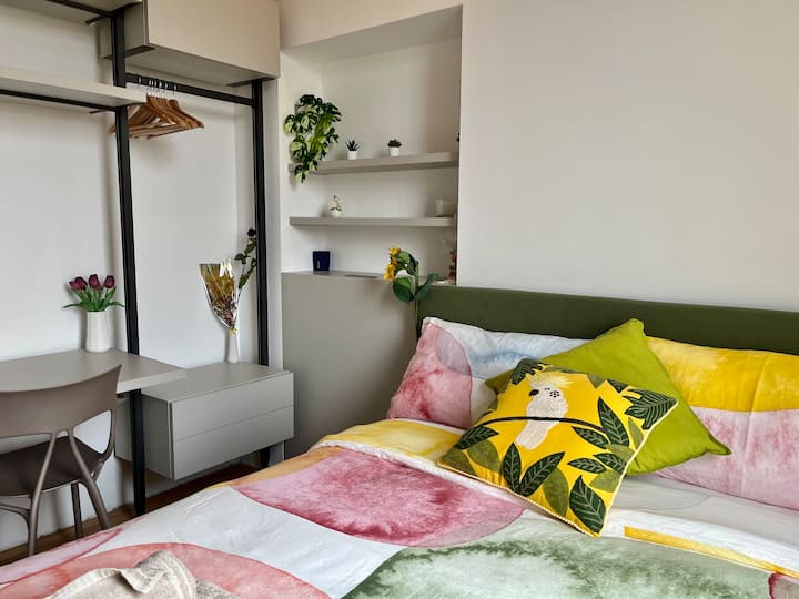 Your Place In The Heart Of Milan - Milán