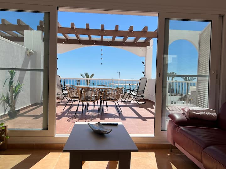 Lujo Mediterráneo: Vacaciones A Pie De Mar - Mojácar