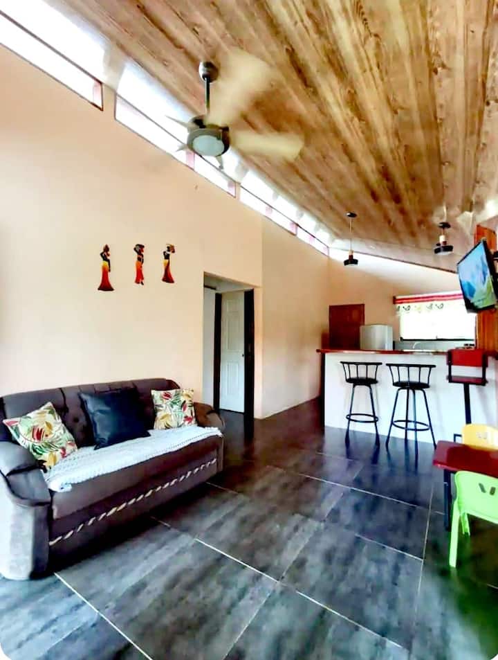 Casa En Quepos Cerca De Playas Y Montañas - Savegre de Aguirre