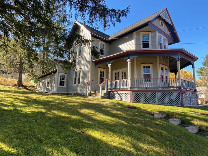 Victorian Home: Sauna, Porch & Workspace In Hunter - Hunter Mountain, NY