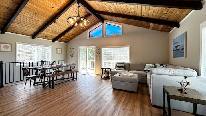 Beach House At Rockaway - Manzanita