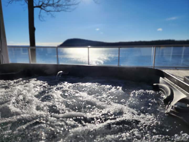 By The Sea - Paradise Secluded W/hot Tub & Firepit - St. Andrews