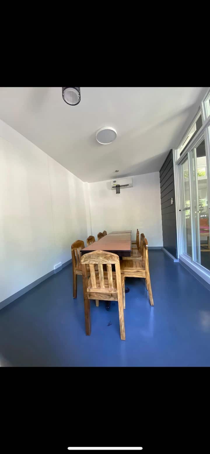 Bitoon Cafe Bed & Breakfast - Dimiao