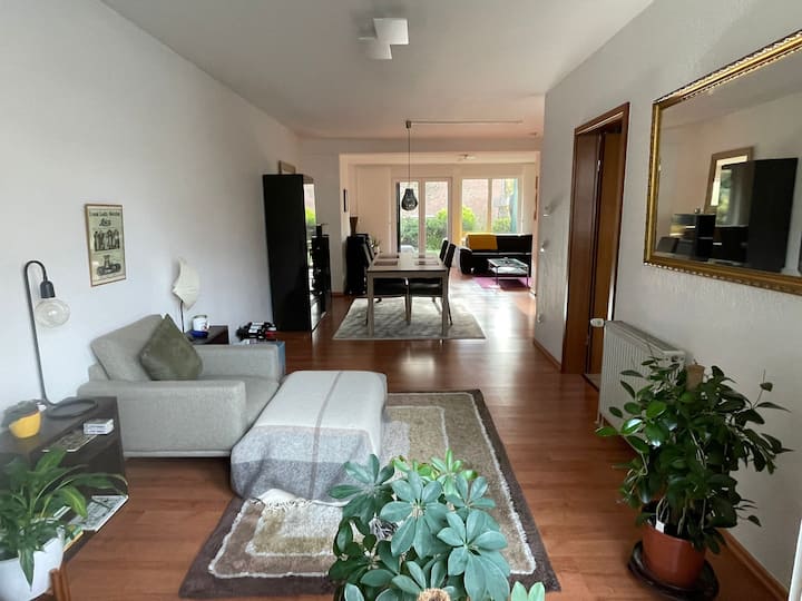 Comfortable Home-from-home In Kaiserswerth - Düsseldorf