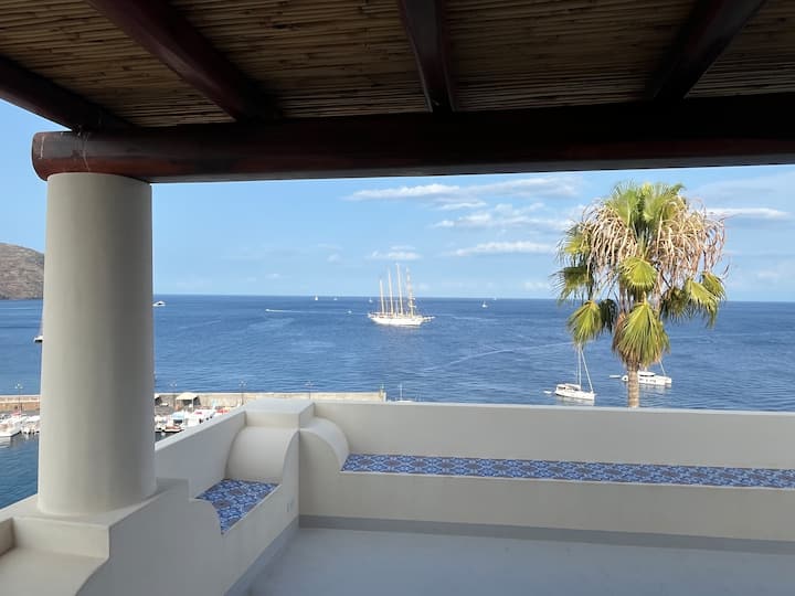 Pietra Del Bagno - Residenza Esclusiva Vista Mare - Lipari