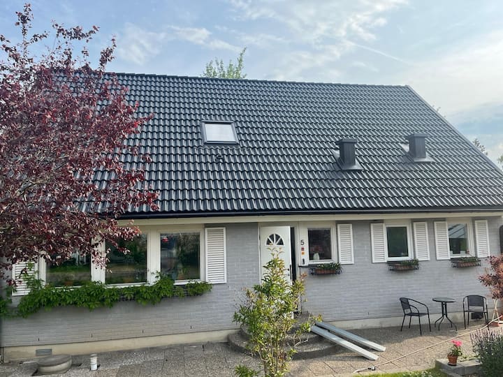 Rymlig & Barnvänlig Villa Nära Hav & Natur - Stockholm