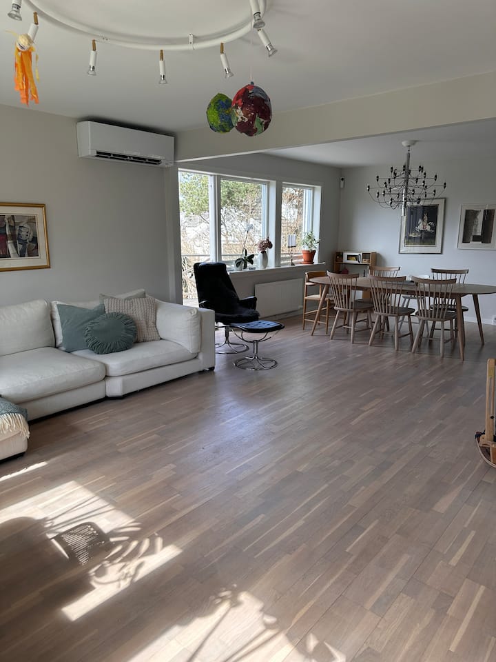 Rymlig & Barnvänlig Villa Nära Hav & Natur - Stockholm