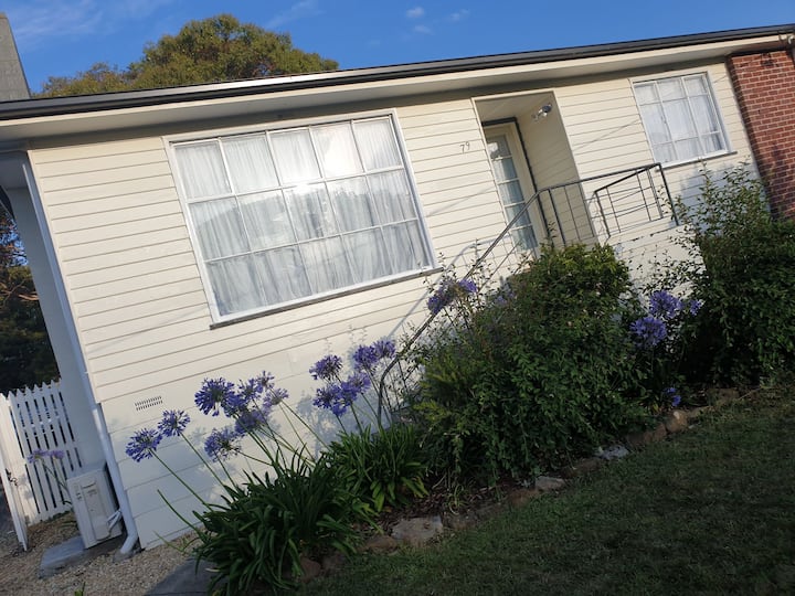 Holiday Home In Chigwell - Hobart