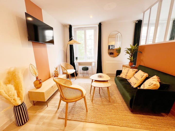 Rdv Ramey : Studio Au Calme, Au Pied Du Sacré Cœur - Paris