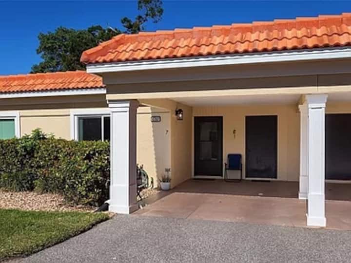 Longboat Key 1st Fl Condo Resort Style Pool/beach - Longboat Key, FL