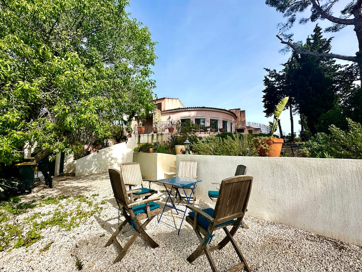 Villa Proche Du Port Et Des Plages De Bandol - Sanary-sur-Mer