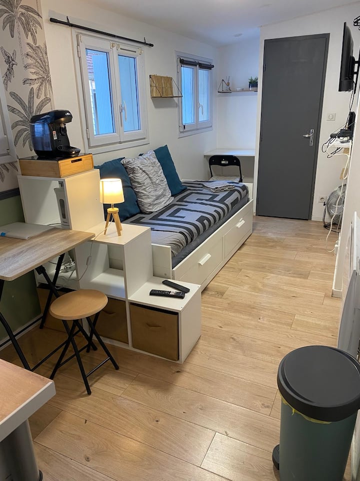 Cosy Studio In The Centre + Parking Ideal For Professionals And Weekends Away - Besançon