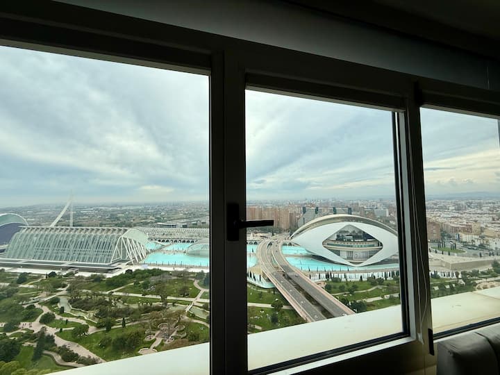 30th-floor Skyline Stay In The Heart Of Valencia - Valencia