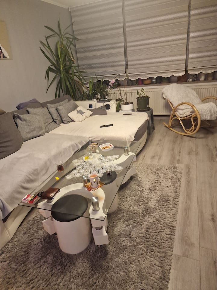 Gemütliches Schlafzimmer - Leverkusen