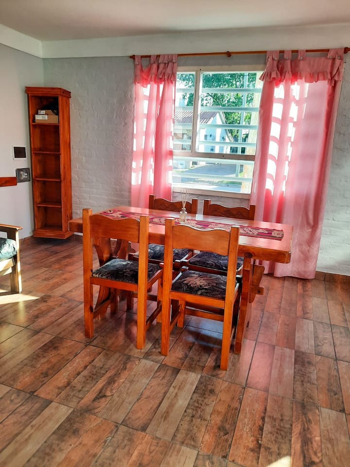 Departamento En Alquiler Por Temporada En Necochea - Necochea