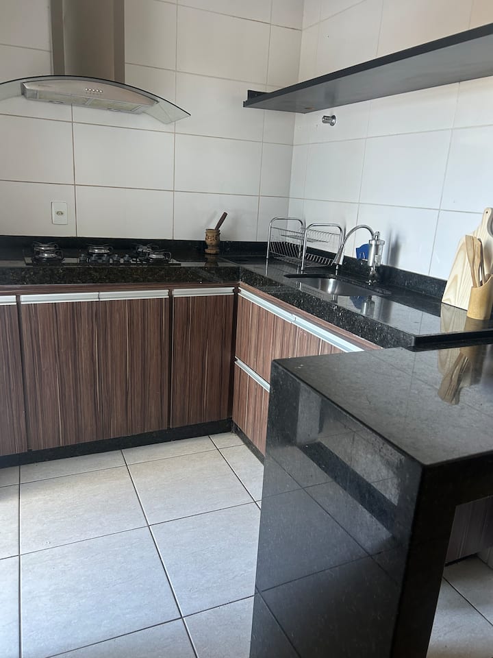 Casa Próx Aeroporto 5min Centro - Com Churrasq - Divinópolis