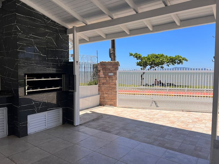 Casa Frente Ao Mar Praia De Fora - Palhoça