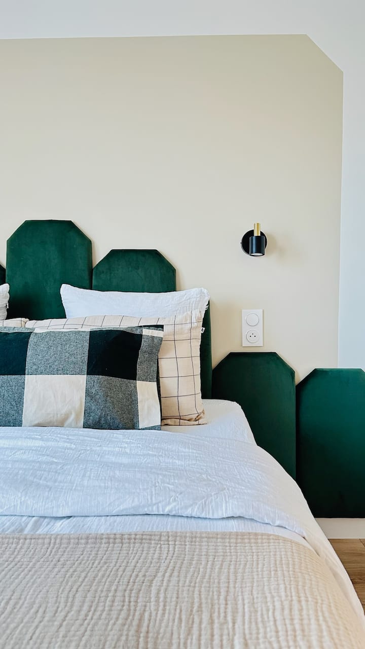 L’émeraude – Studio Tout Confort, Parking Inclus - Metz