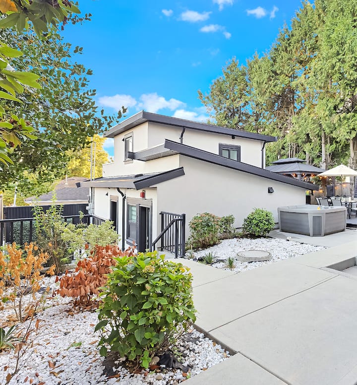 Modern Home Close To Downtown & Airport - Vancouver