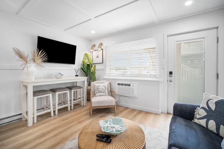 Fall By The Sea - Cozy Luxury Steps From The Sand - Brigantine, NJ