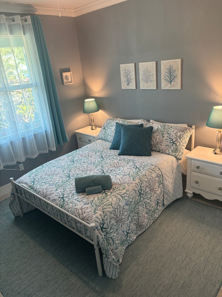Room In Port Salerno 2 - Stuart, FL