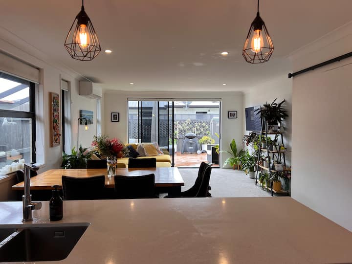 Family Home In The Sands! -