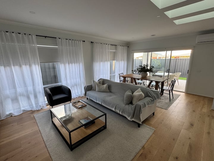 Summer House - Torquay