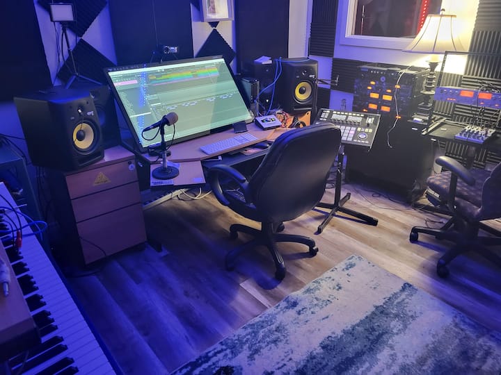 Recording Studio - Lakeshore