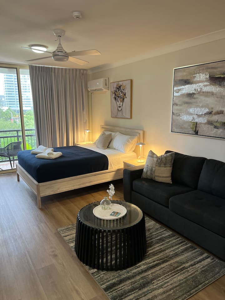Evalina Apartments - Surfers Paradise