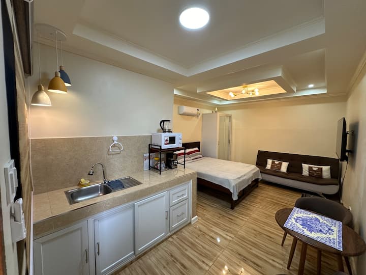 Room To Stay
(Unit #1) - Tarlac City