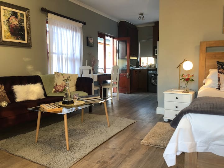 Gatsby’s Suite With Pool And Near To Town - Stellenbosch