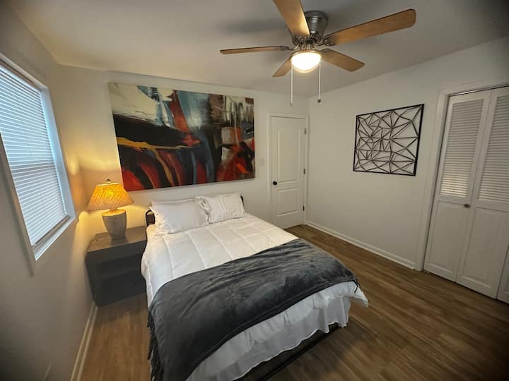 Spacious Home In Little Rock - North Little Rock, AR