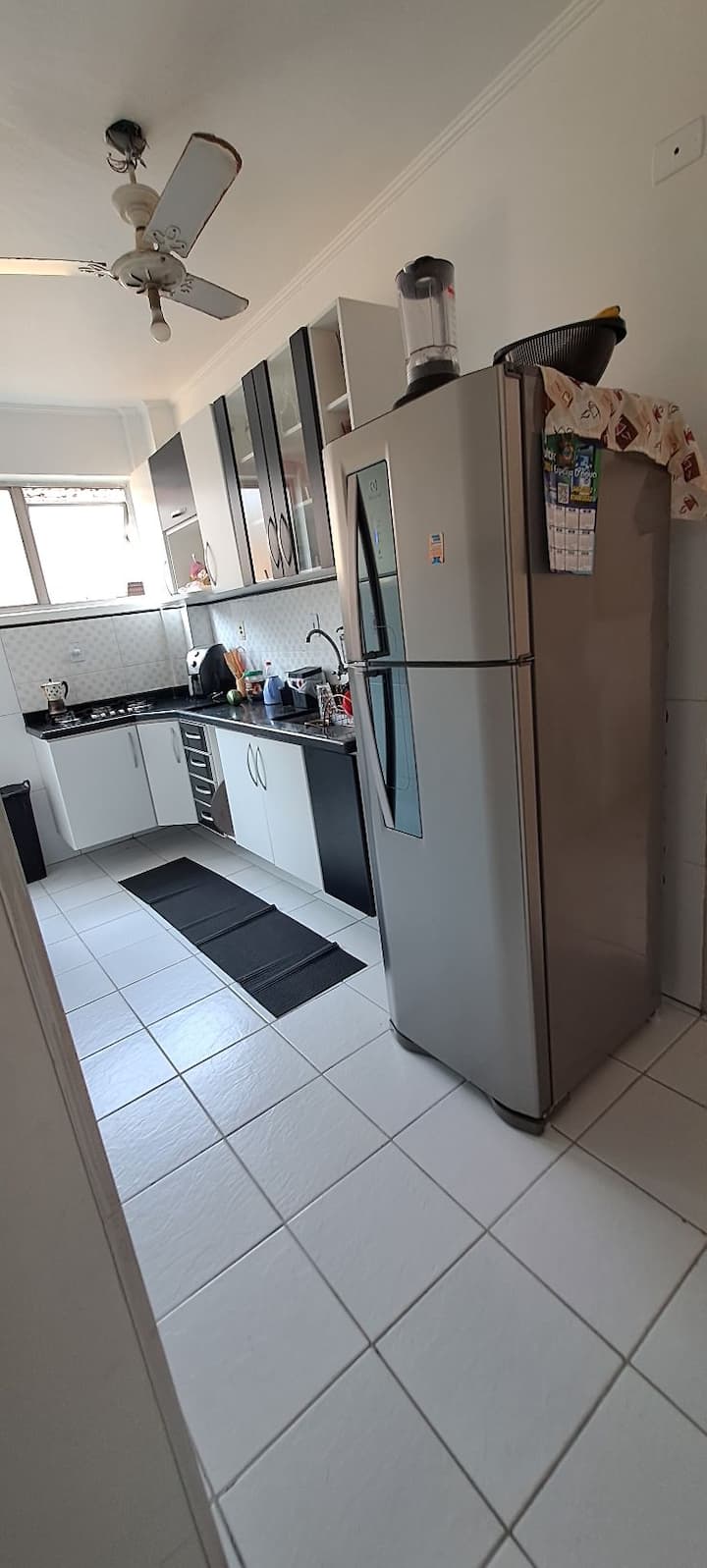Conforto No Itararé: Apt Quarto ,Sala E Cozinha - サントス