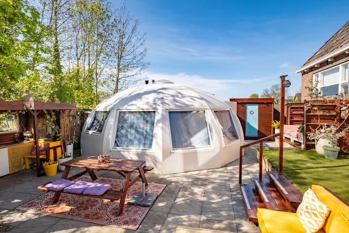 Sleep In A Wellness Iglo (Finland In Friesland) - Leeuwarden