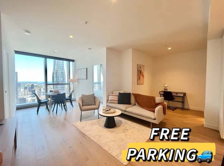 Cbd 2b2b + Free Parking: Skylines, Wifi, Pool, Gym - Williamstown
