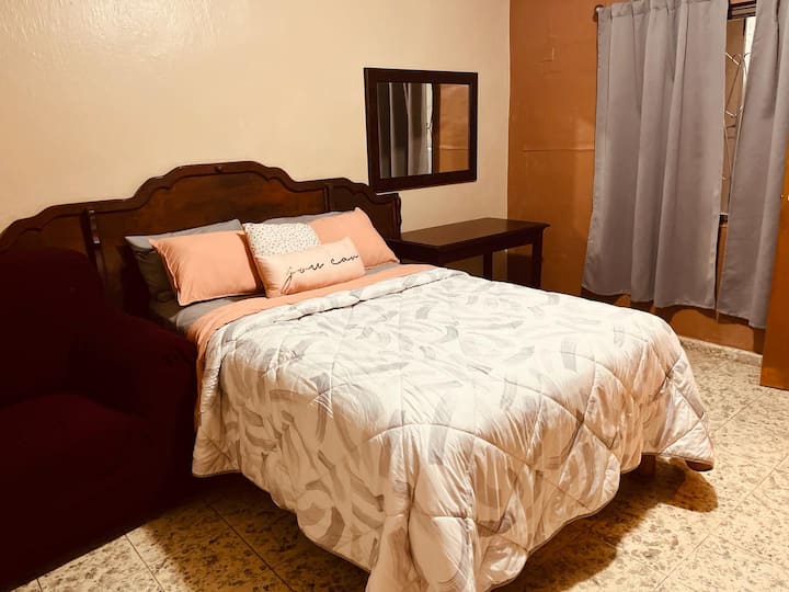 Depto.#3 Cerca Del Malecón Con Cochera - La Paz