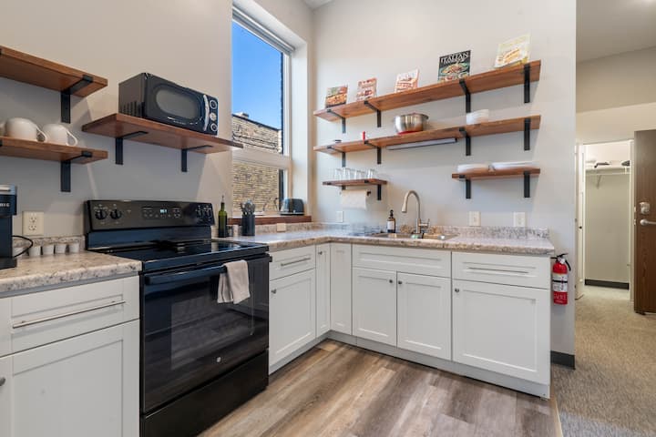 Unit 104: Duluth Getaway, 1 Bedroom - Duluth, MN