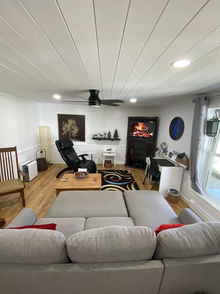 Our Place Up North Bnb - Huntsville