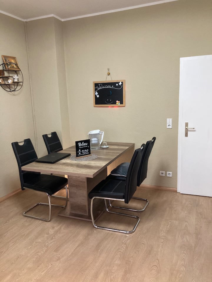 Großes Privatzimmer In Adam‘s Pension - Chemnitz - Chemnitz