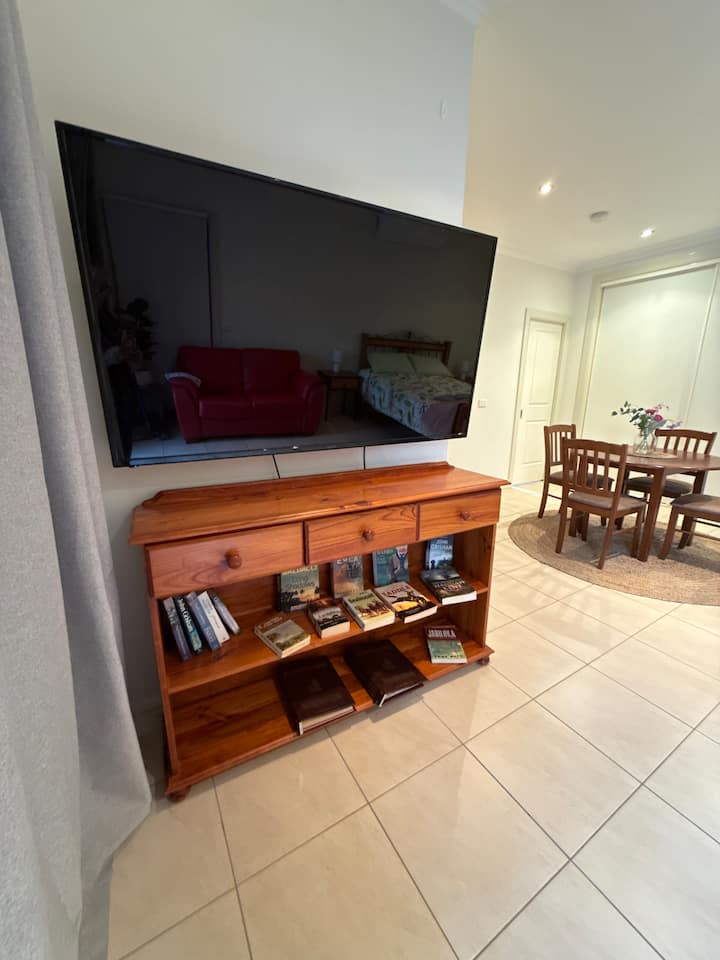 Garden Studio Only 1hr From Melbourne - Bunyip