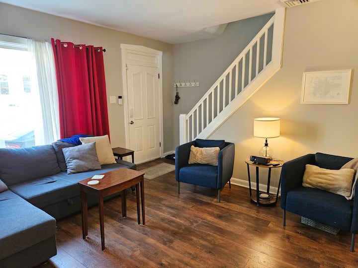 Cozy Historic Downtown Home - Lancaster, PA