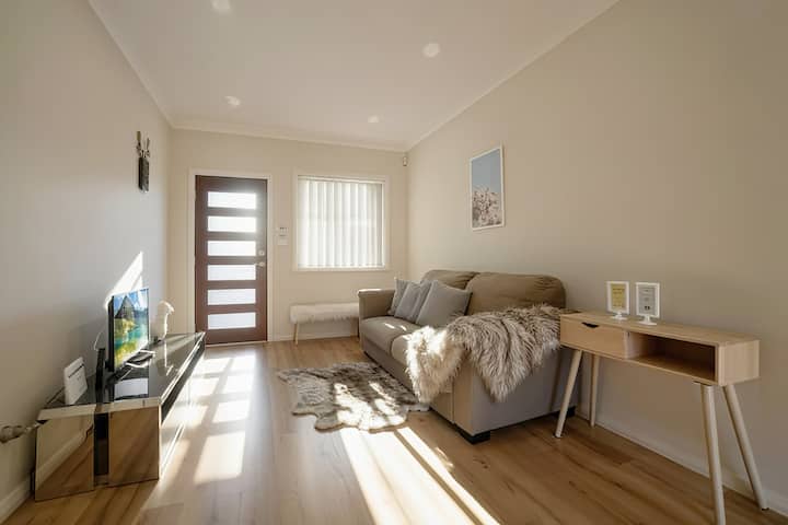 Riverwood 3bedrooms Townhouse+parking - Burwood